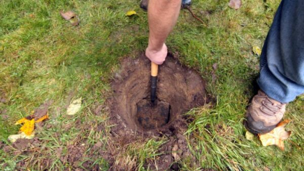 How to install a garden flagpole | Harrison Flagpole