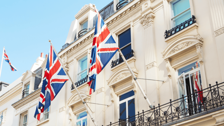 Celebrating the rich history and symbolism of the Union flag